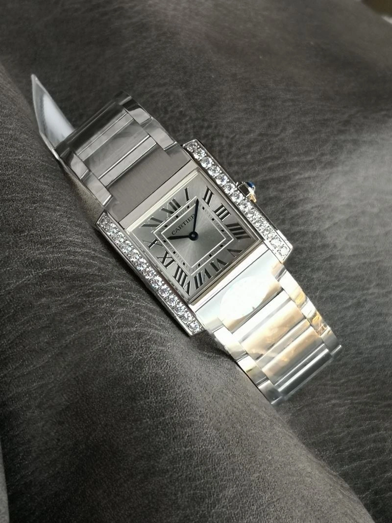Cut-rate CARTIER Watches