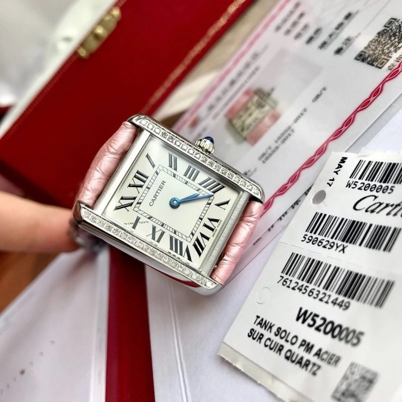 Accurate model CARTIER Watches