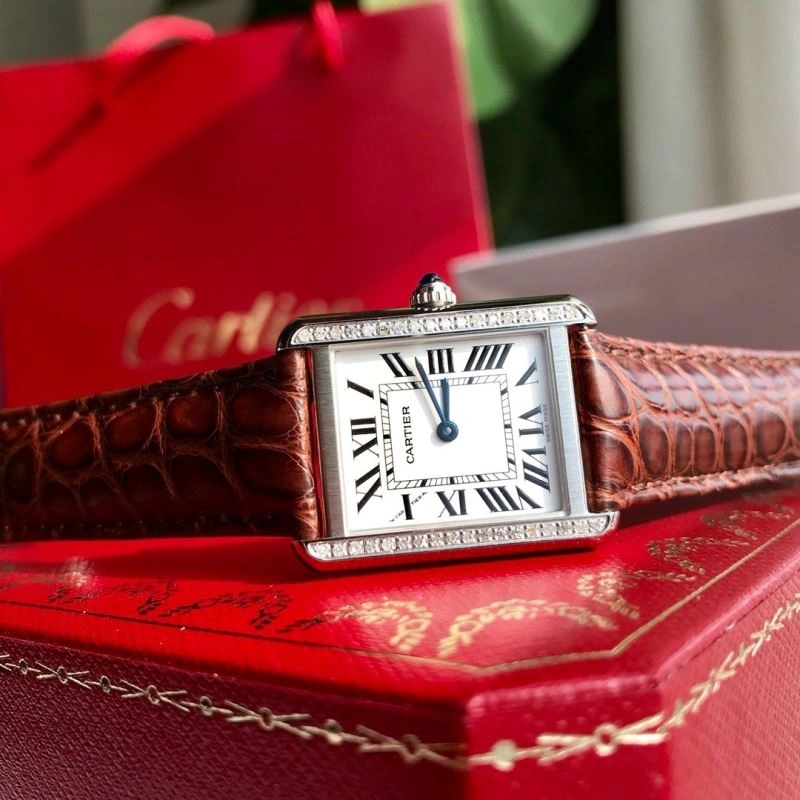Cut-rate CARTIER Watches