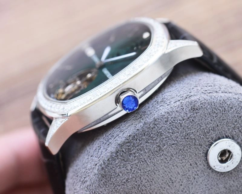 Accurate model CARTIER Watches