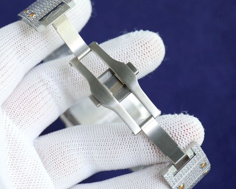 Brand-authenticated CARTIER Watches