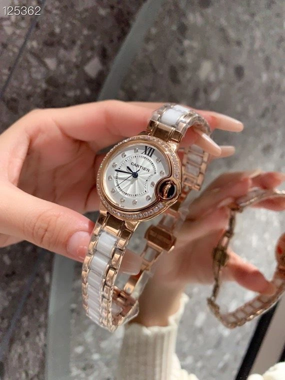 CARTIER Watches