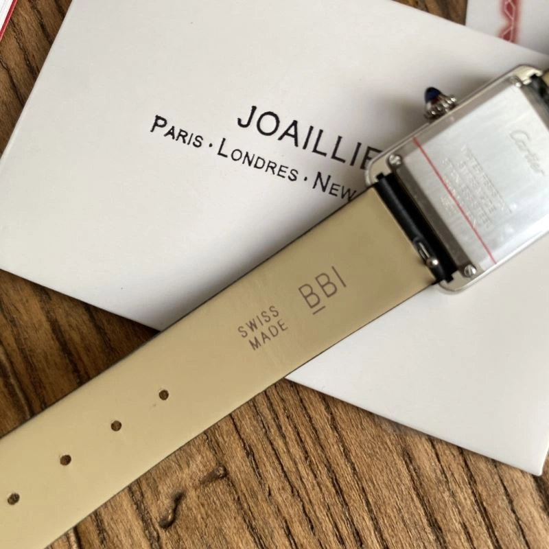 Cut-rate CARTIER Watches