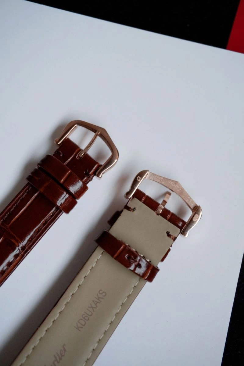 Top mirror CARTIER Watches