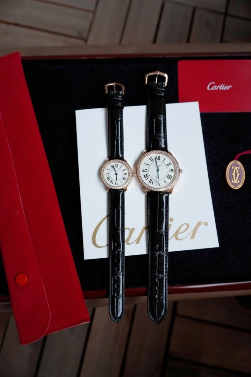 CARTIER Watches