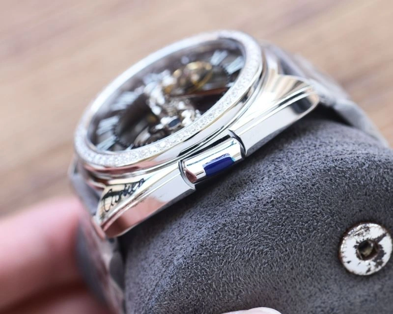 Low-cost CARTIER Watches