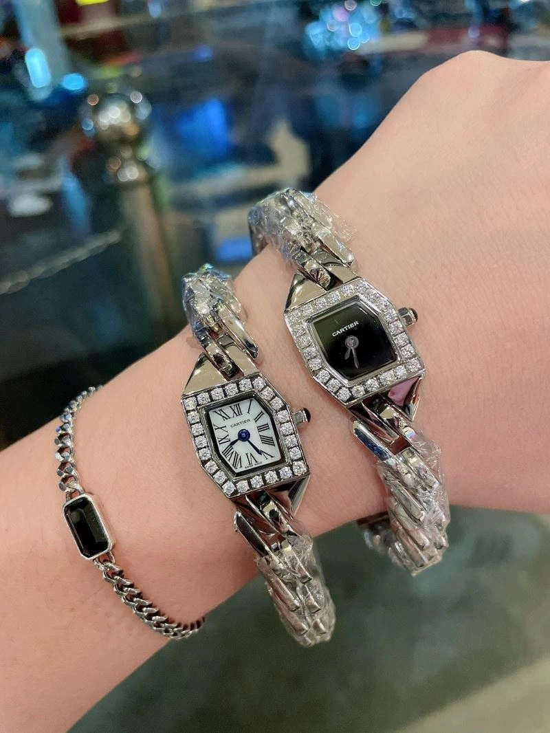Cut-rate CARTIER Watches