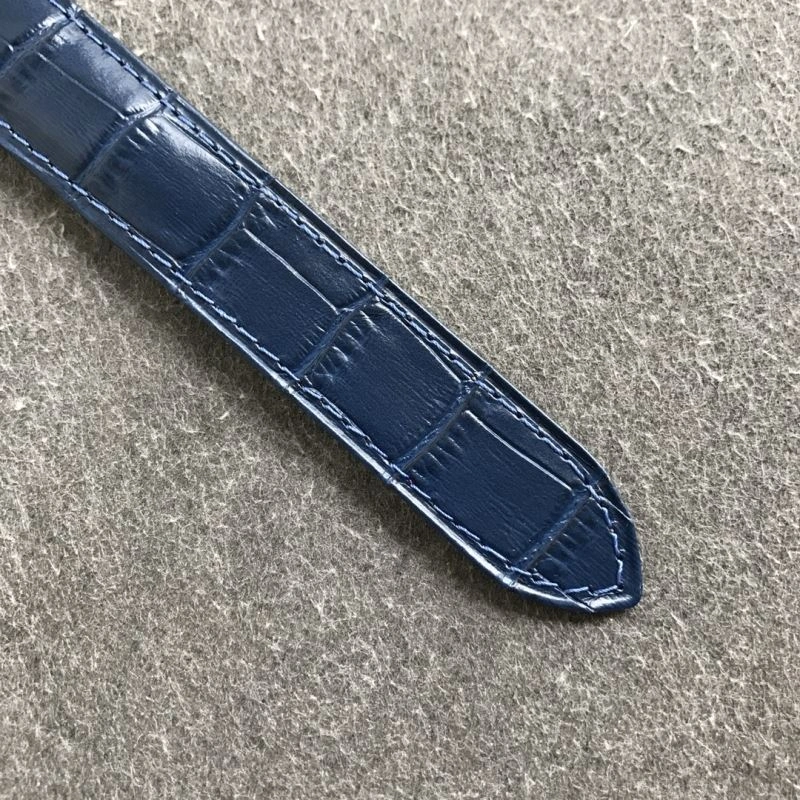 Indistinguishable CARTIER Watches
