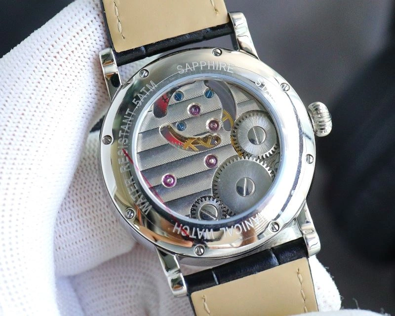 Accurate model CARTIER Watches