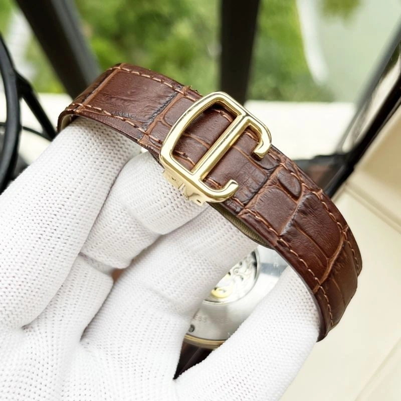 Indistinguishable CARTIER Watches