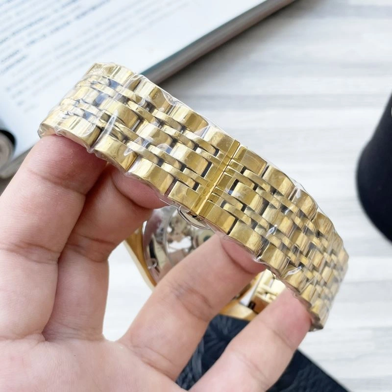 Cut-rate CARTIER Watches