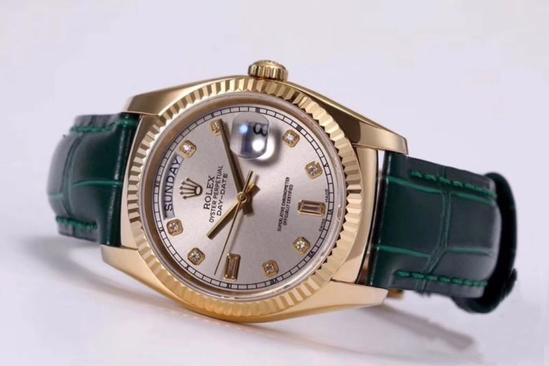 Low-cost CARTIER Watches