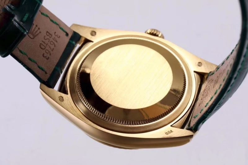 Low-cost CARTIER Watches
