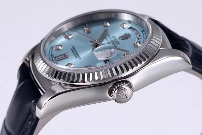 Low-cost CARTIER Watches