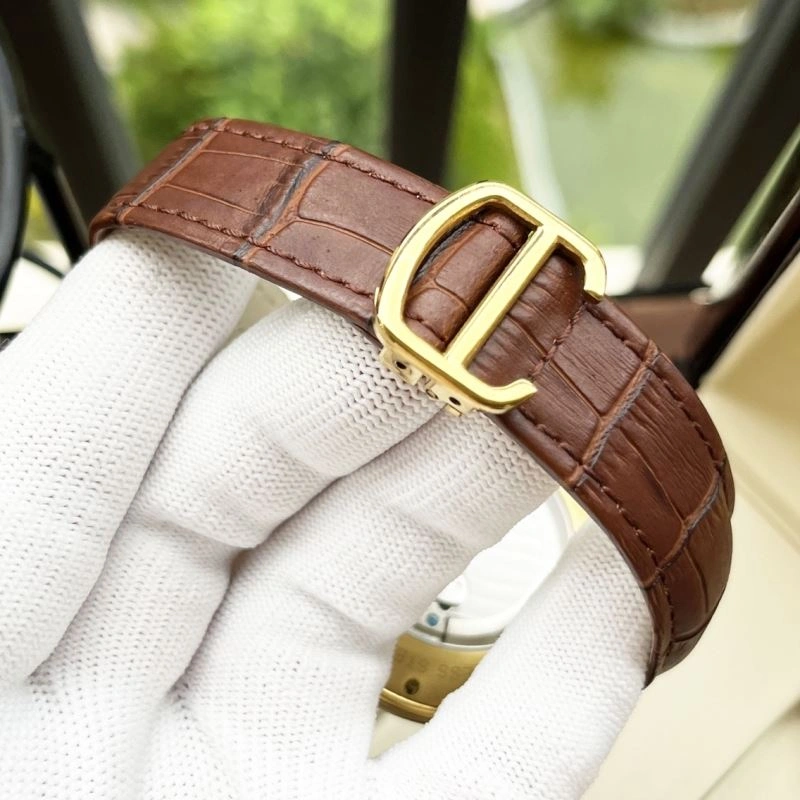 Cut-rate CARTIER Watches