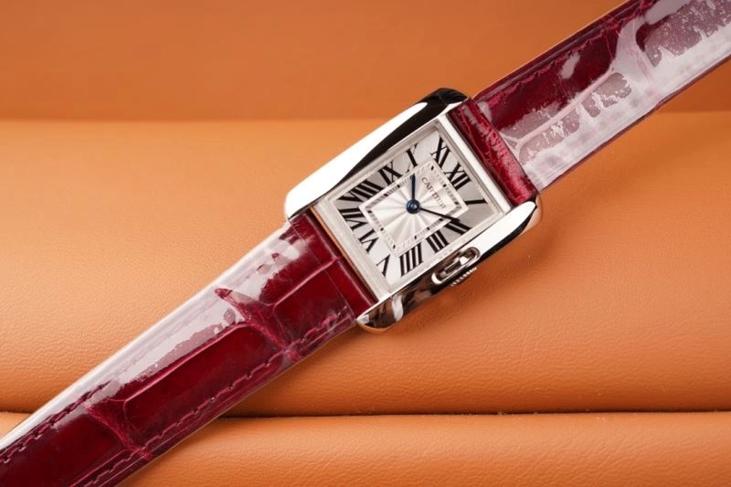 Cut-rate CARTIER Watches