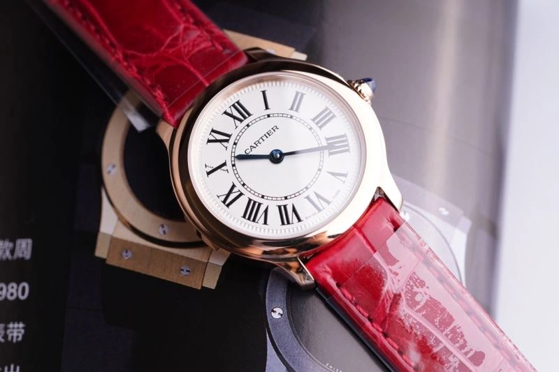 Cut-rate CARTIER Watches
