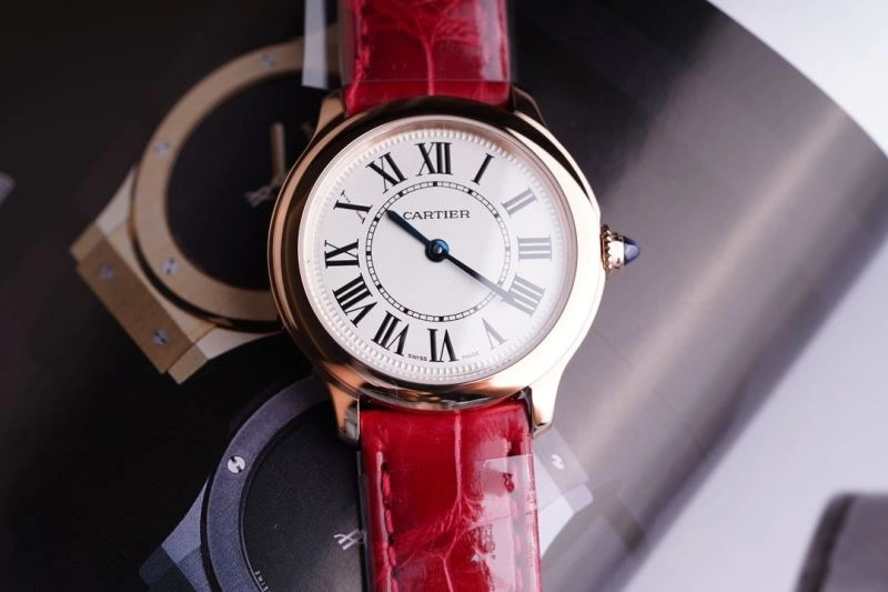 Cut-rate CARTIER Watches