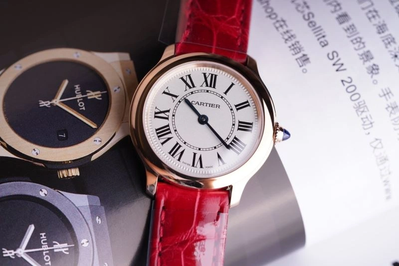 Cut-rate CARTIER Watches