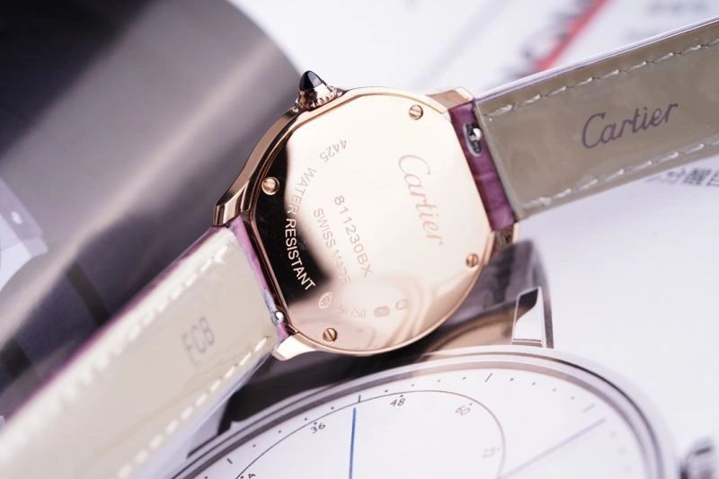 Cut-rate CARTIER Watches