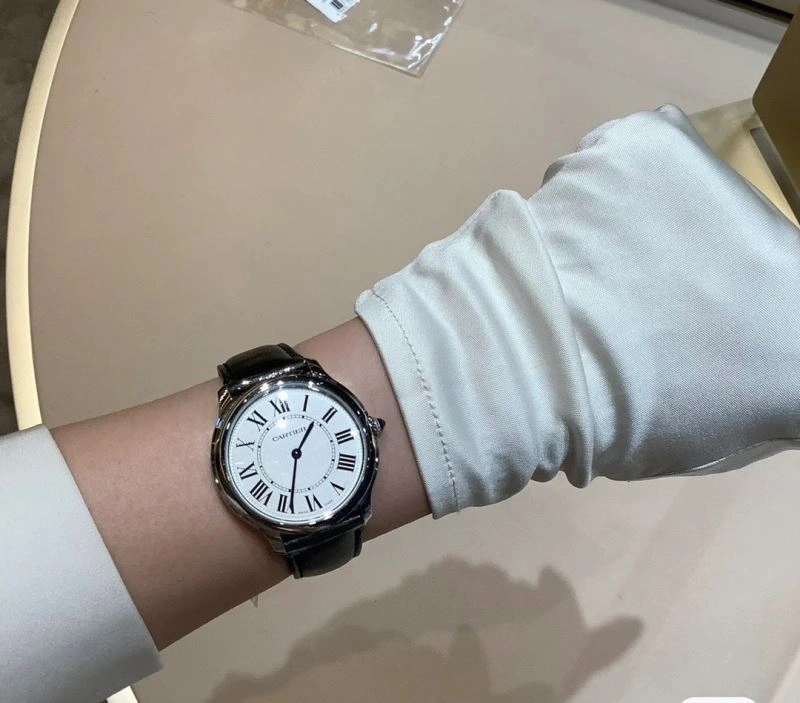 Inexpensive CARTIER Watches