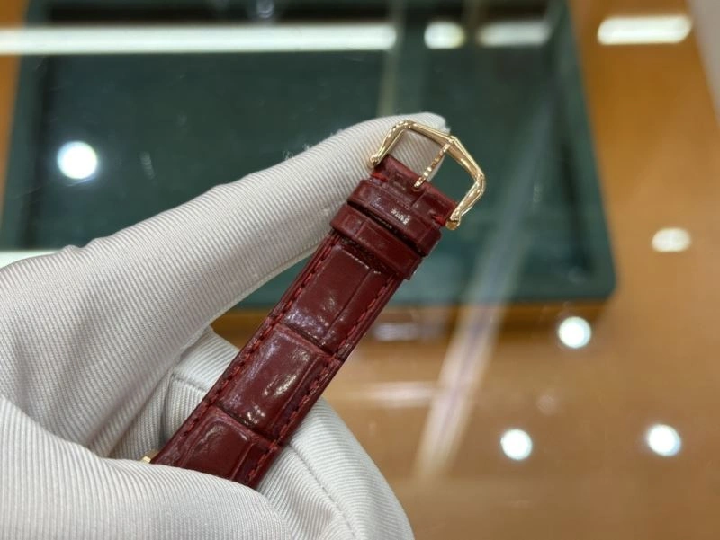 Low-cost CARTIER Watches