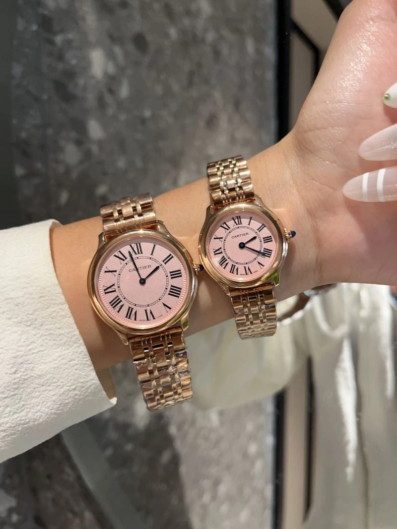 Accurate model CARTIER Watches