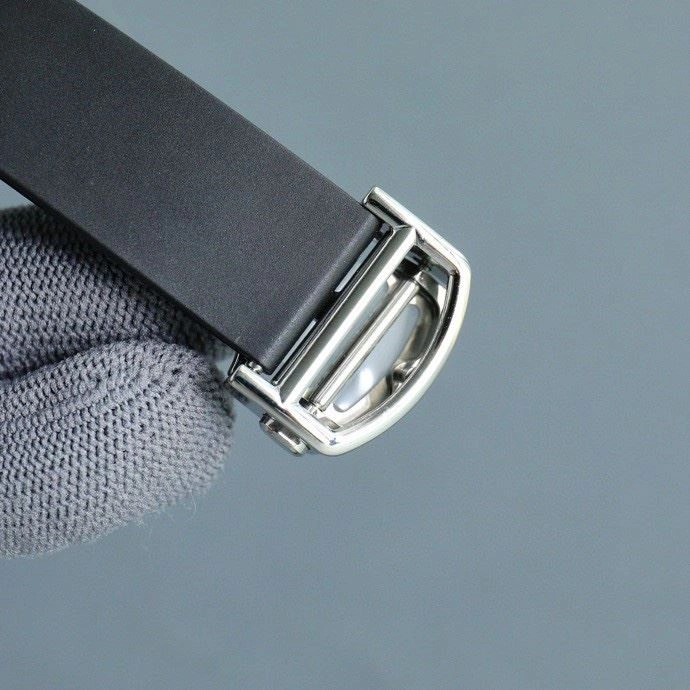Accurate model CARTIER Watches