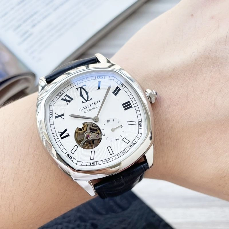 Accurate model CARTIER Watches