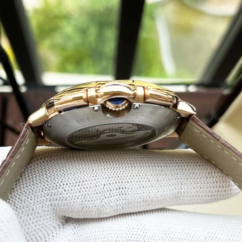Cut-rate CARTIER Watches