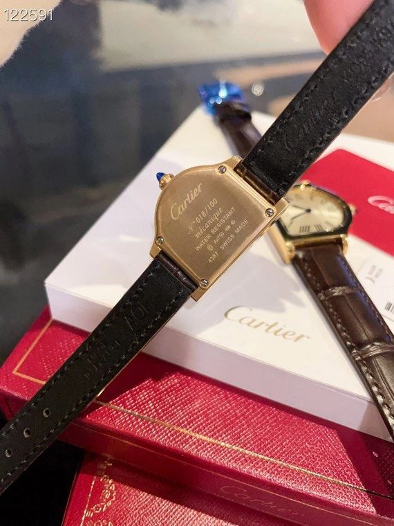 Cut-rate CARTIER Watches