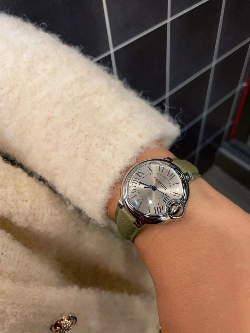 Cut-rate CARTIER Watches