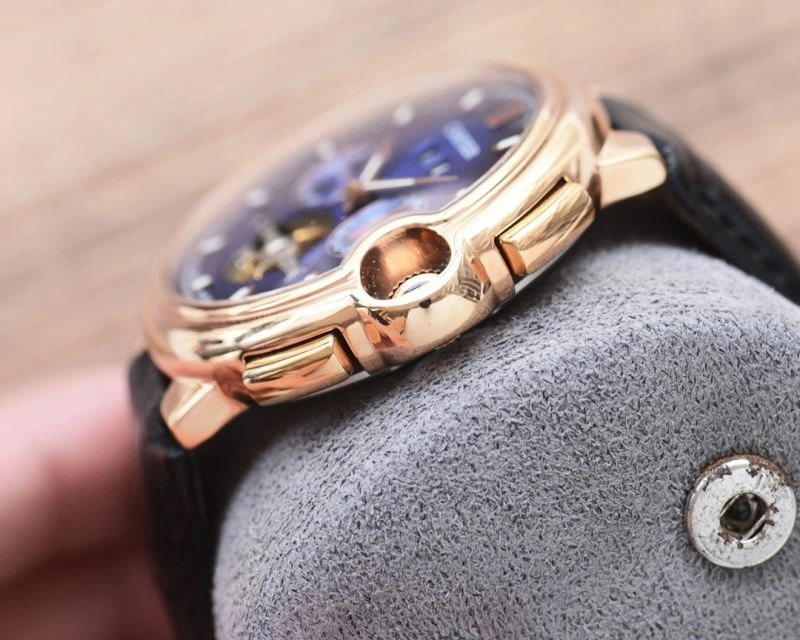 Top mirror CARTIER Watches