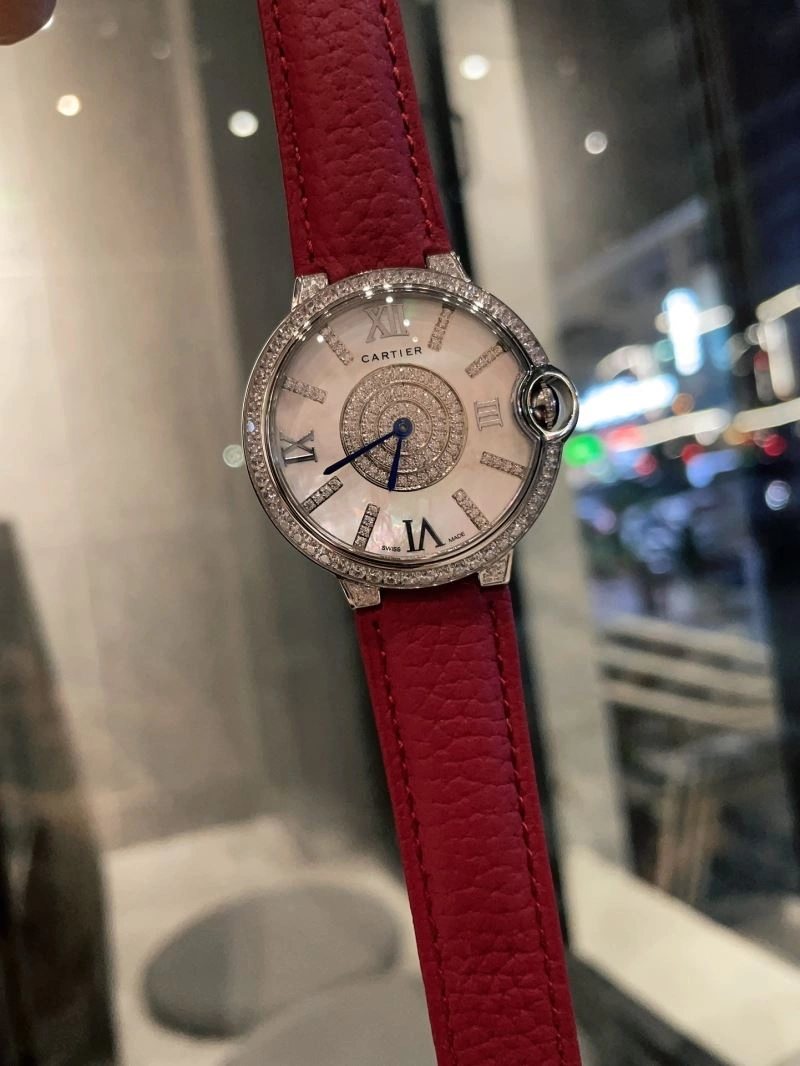 CARTIER Watches