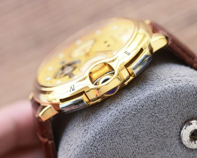 Inexpensive CARTIER Watches