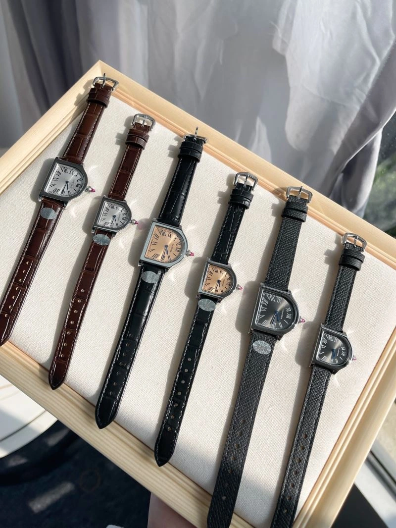 CARTIER Watches