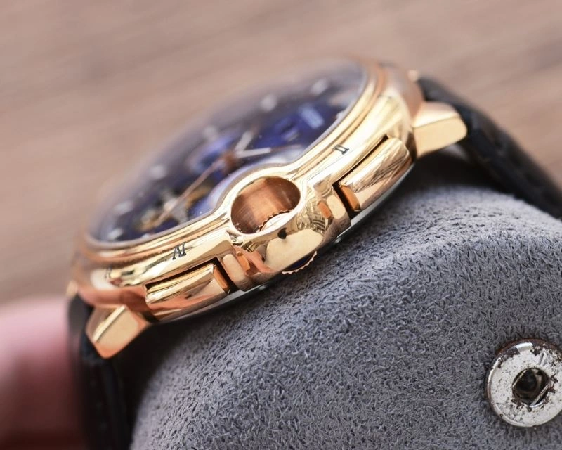 Precise copy CARTIER Watches