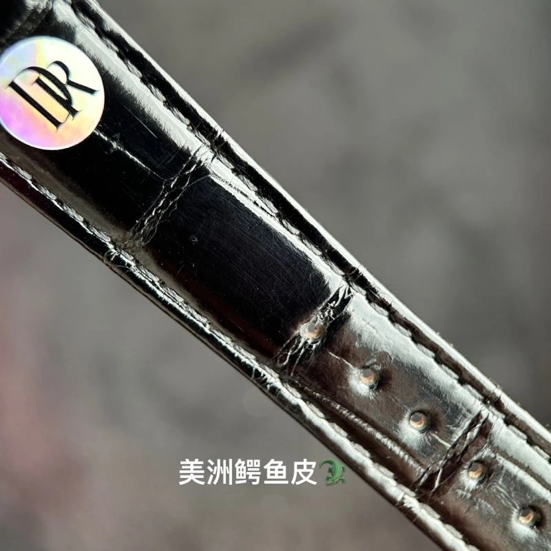 Cut-rate CARTIER Watches