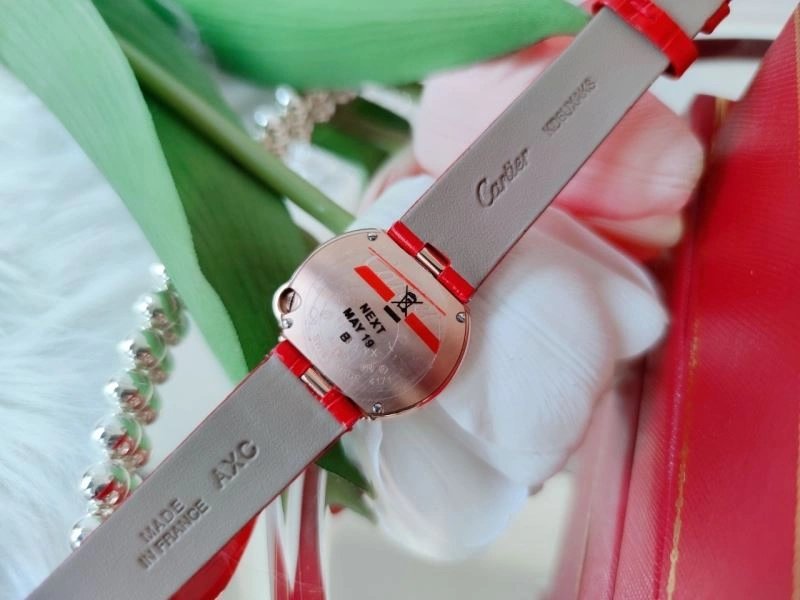 Accurate model CARTIER Watches