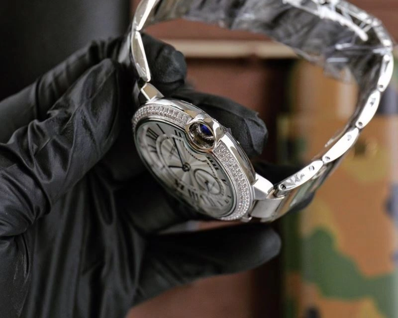 CARTIER Watches