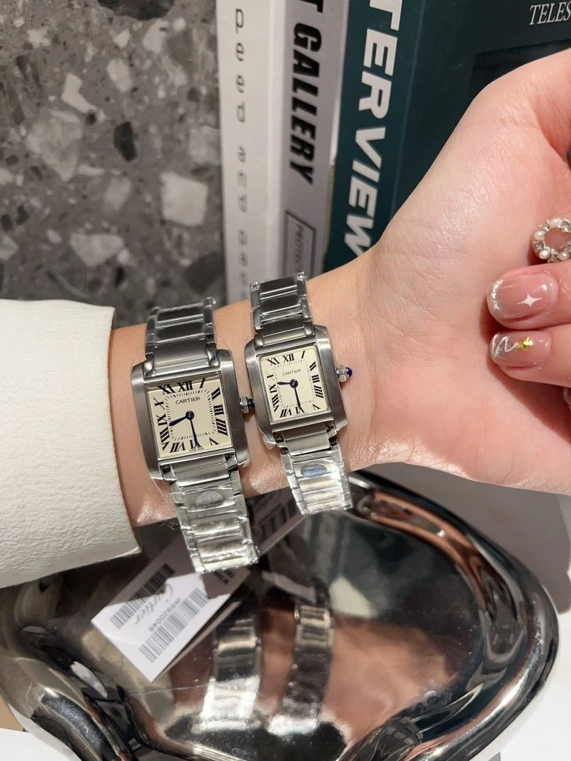 CARTIER Watches