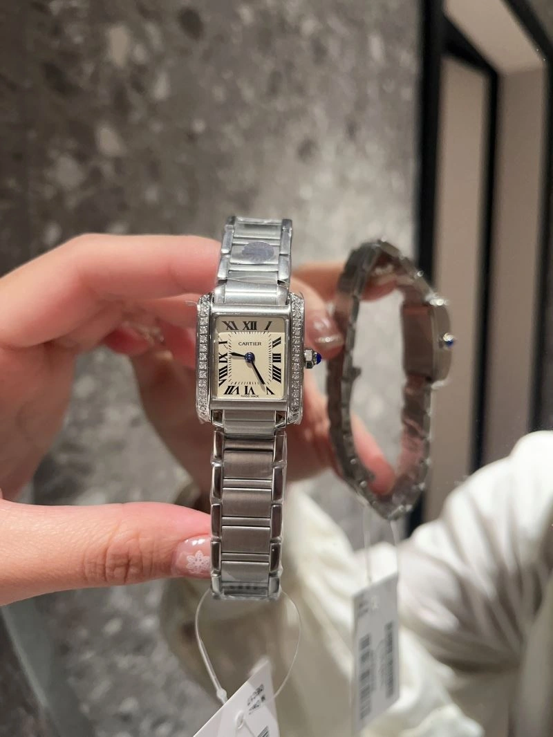 Accurate model CARTIER Watches