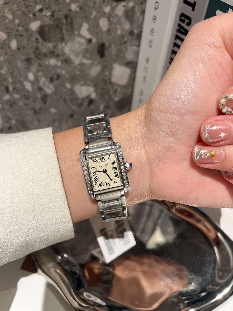 Accurate model CARTIER Watches