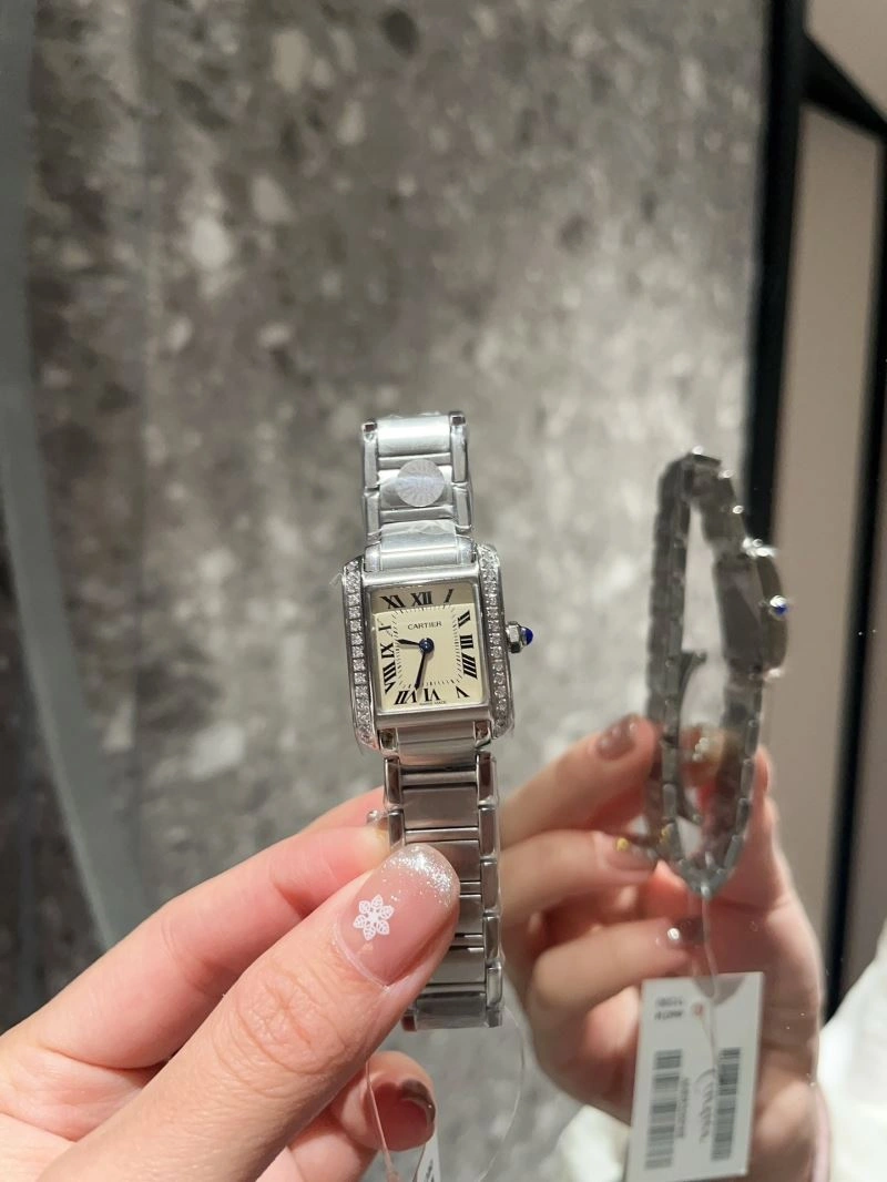 Accurate model CARTIER Watches