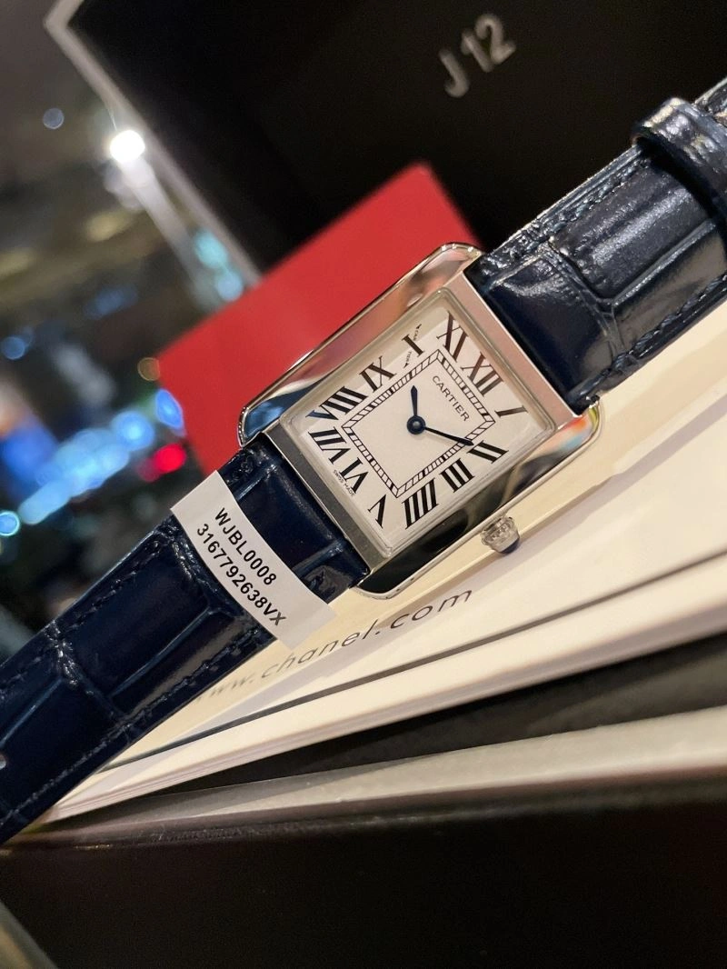 Accurate model CARTIER Watches