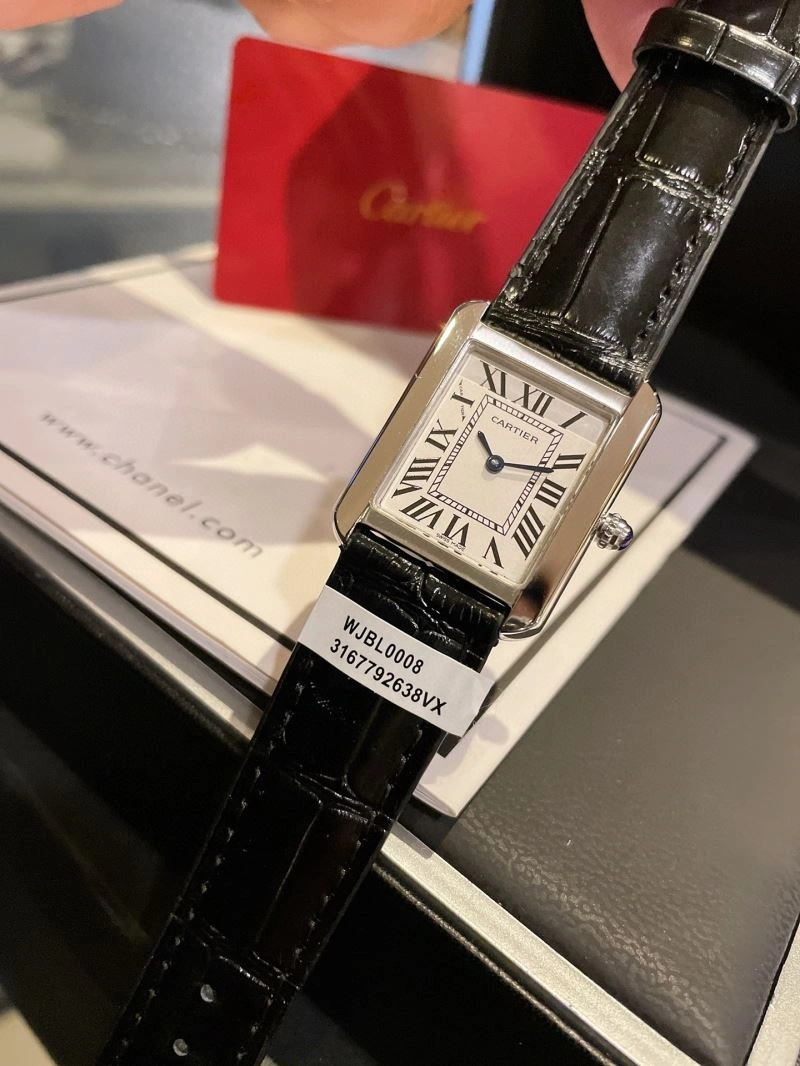 Accurate model CARTIER Watches