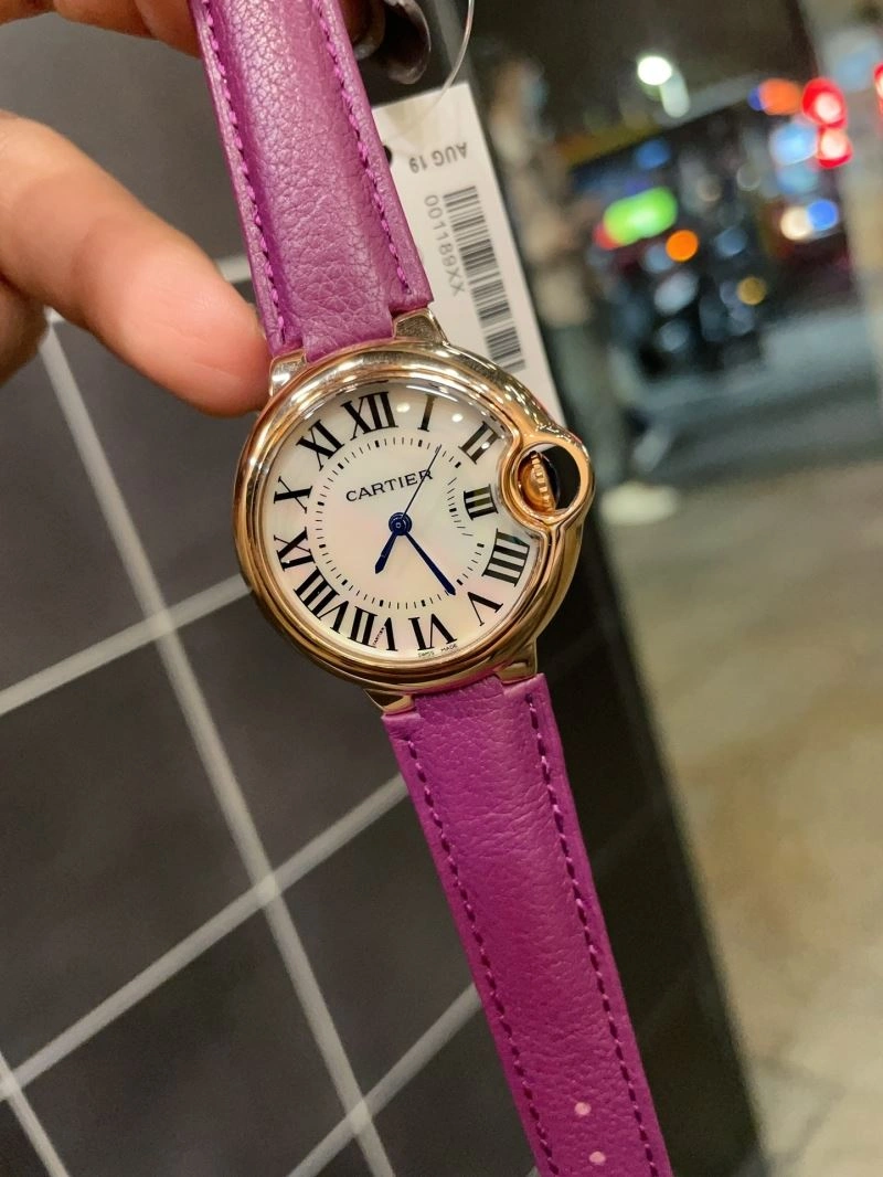 Accurate model CARTIER Watches