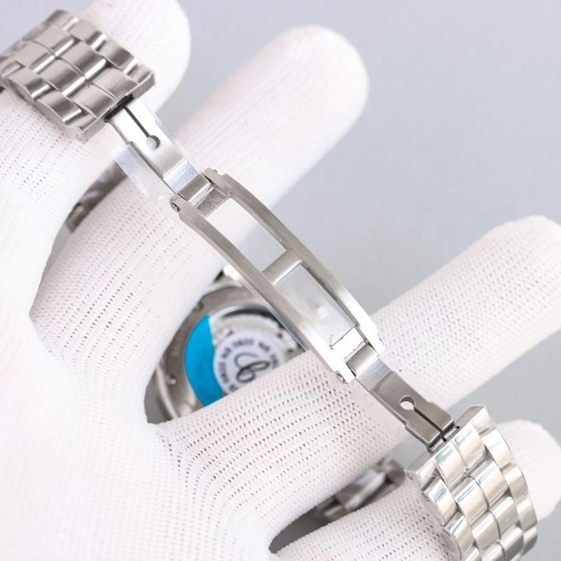 Cut-rate CARTIER Watches