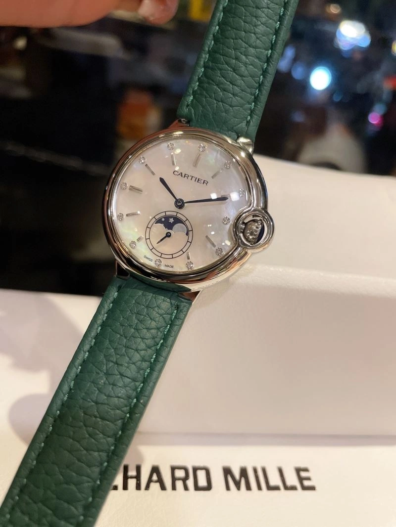 Discounted CARTIER Watches