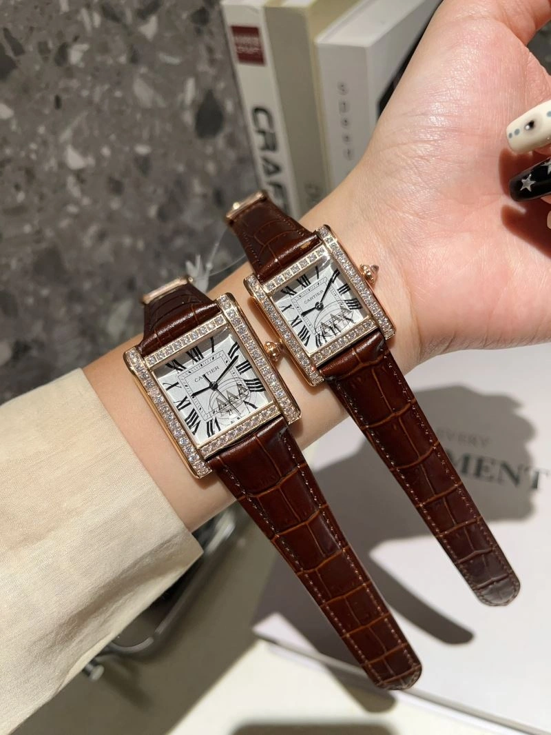 Accurate model CARTIER Watches